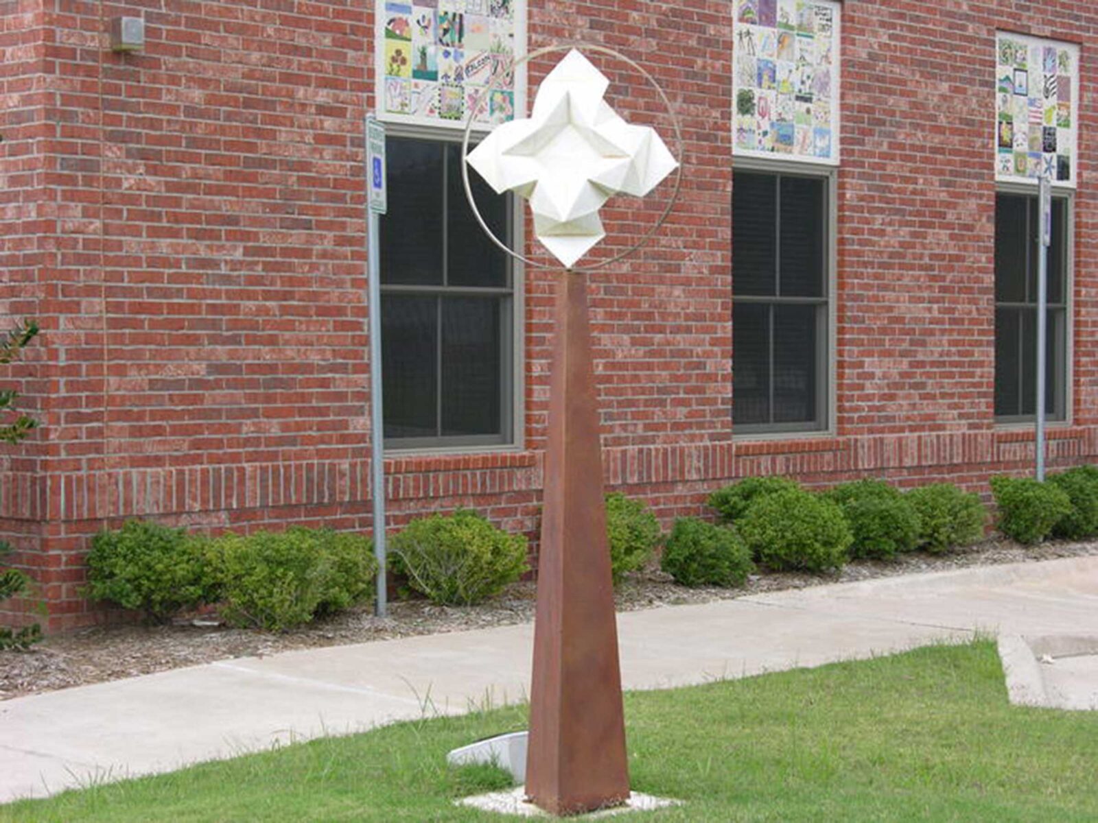 Unfolding Star – Art Edmond