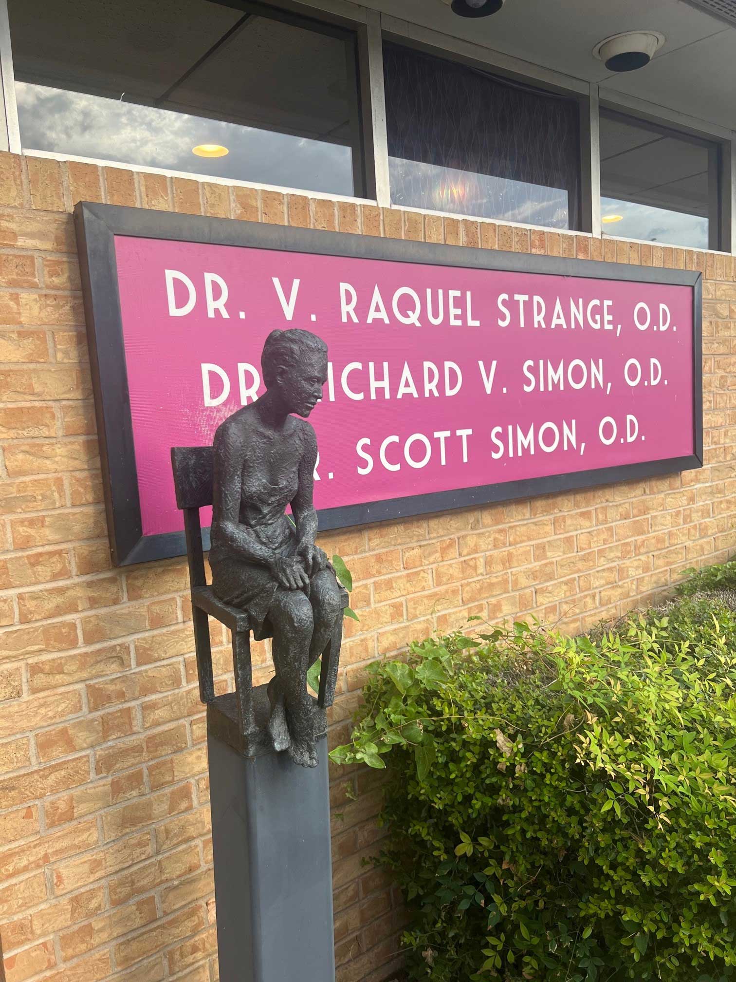 Seated – Art Edmond