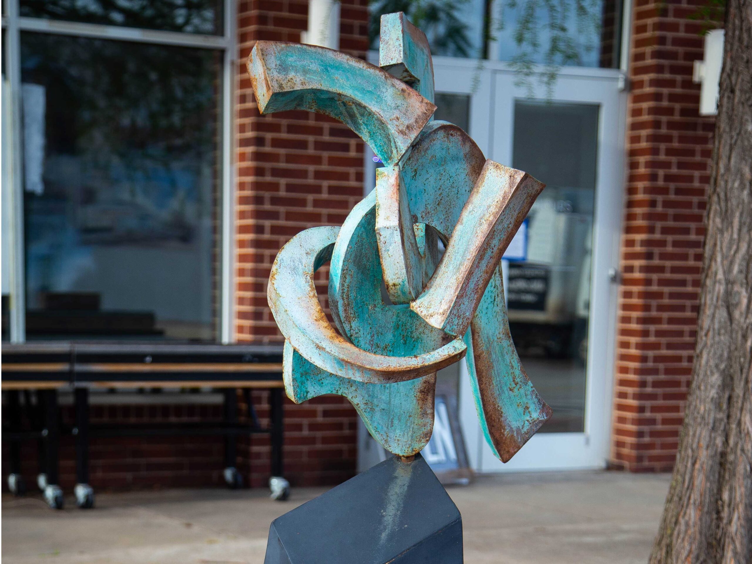 Table Dancer – Art Edmond